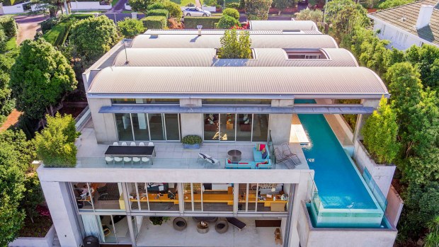 Northbridge Park Asset Management's David Curtis sells home for $14.5 ...