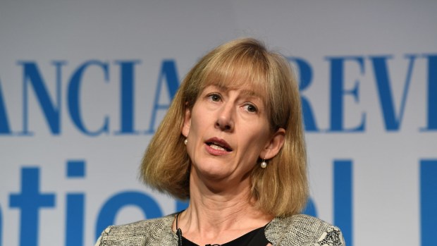 Big banks back on top stock pickers' radars