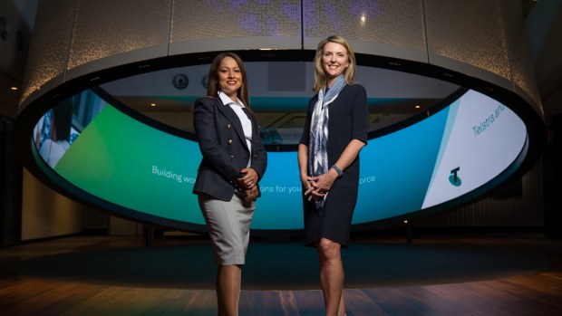 Telstra signs world first Microsoft deal to offer phone calls in Office 365