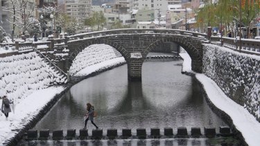 Unusual cold snap kills nearly 100 in Asia