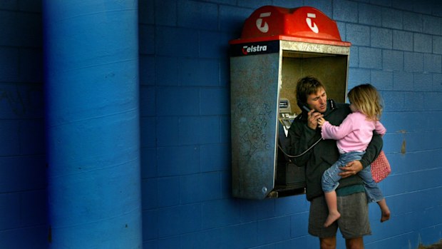 Telstra payphones and rural phone lines under review