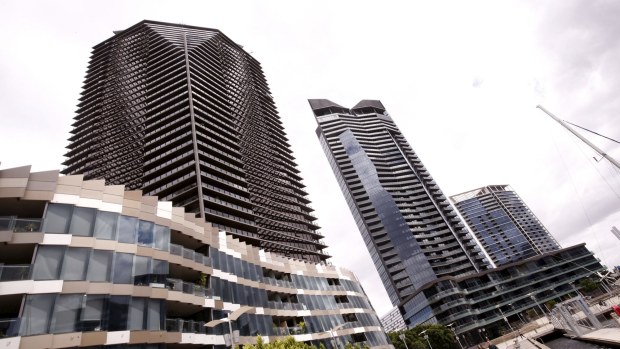 Apartment buyers get mixed messages on cladding from owners corporations