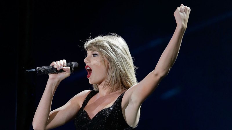 Queensland girl Ella Sinclair on campaign to meet Taylor Swift