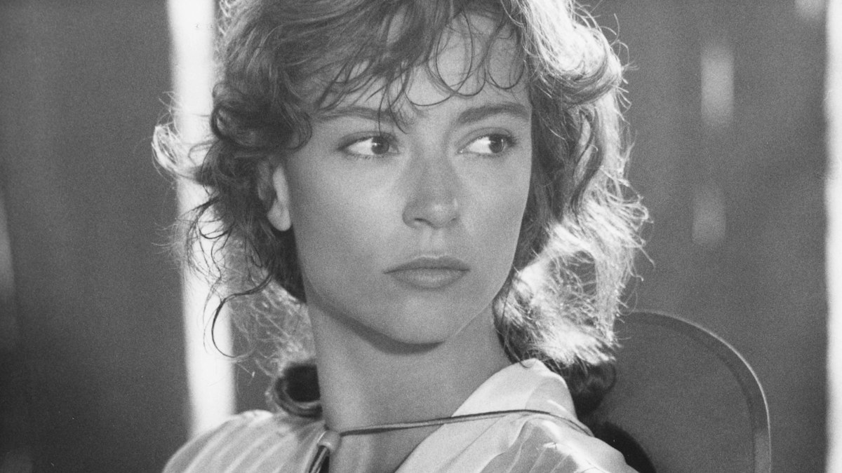 Actress Rachel Ward hits back at trolls who labelled her 'old and ...
