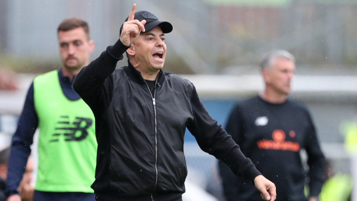 Football news 2023: Dorking manager rips shreds off players; FA Cup ...