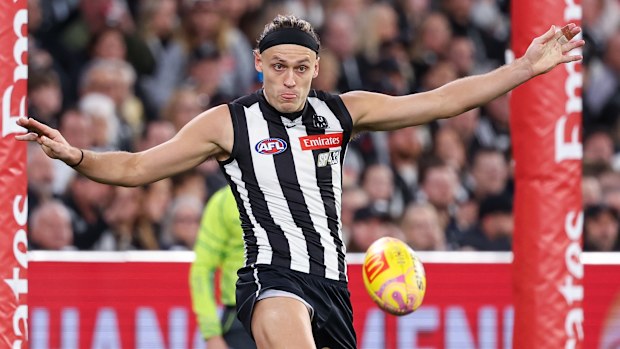 AFL news 2026 | Darcy Moore captaincy switch, injuries; Nick Daicos ...