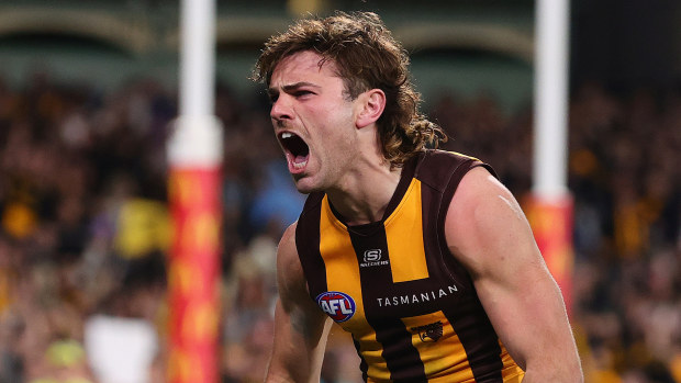 AFL News 2025: Nick Watson takes makr of the year with one hand ...