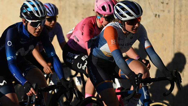 Cynisca Cycling bans for fraud after mechanic Moira Barrett poses as ...