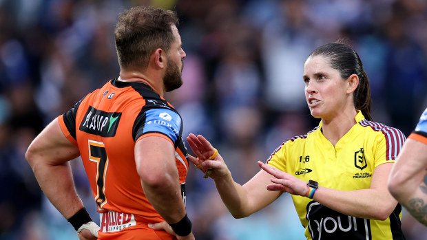 NRL news 2024: Round 21 team lists, injuries, suspensions; Cameron ...