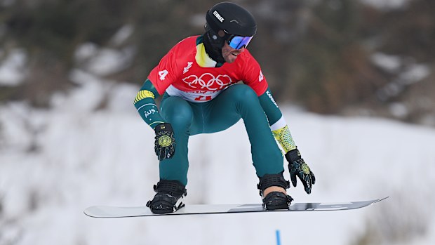 Winter Olympics 2026 | Snowboarder Cam Bolton breaks neck in training ...