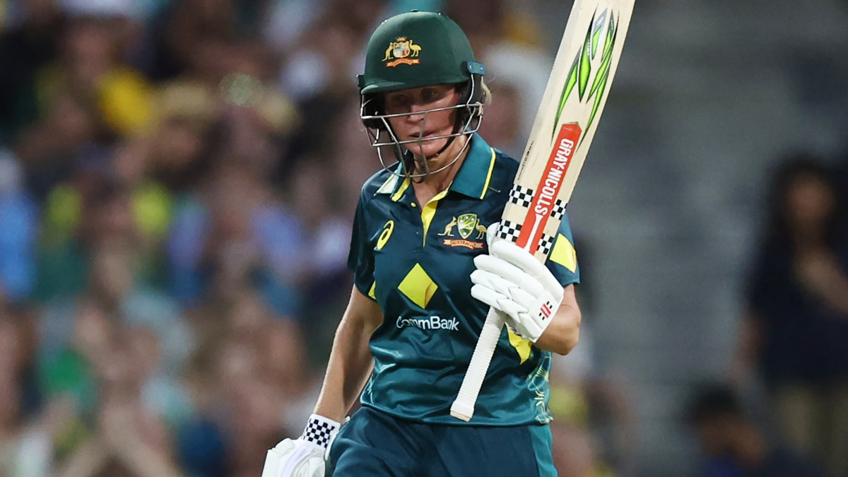 Womens Ashes 2025: Beth Mooney moves to equal fourth highest Australian ...