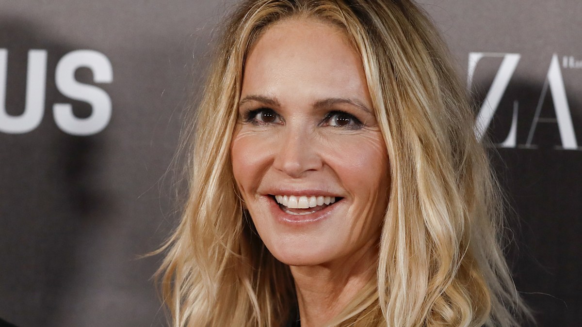 Elle Macpherson discusses why she burned her wedding dress and her ...