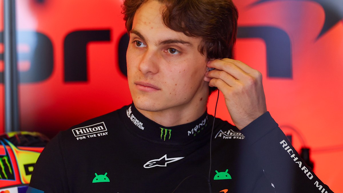 F1 news 2026: Oscar Piastri must push back against McLaren in 2026 says ...