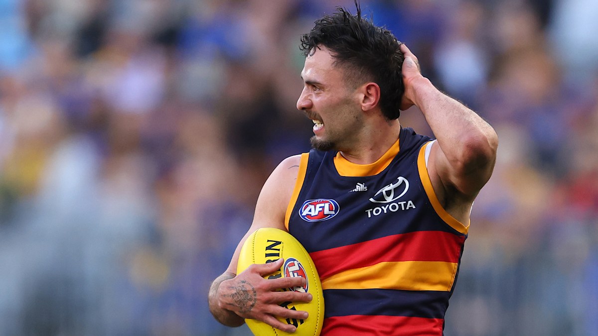 AFL Semi-Final 2025 LIVE scores: Adelaide vs Hawthorn results, video ...