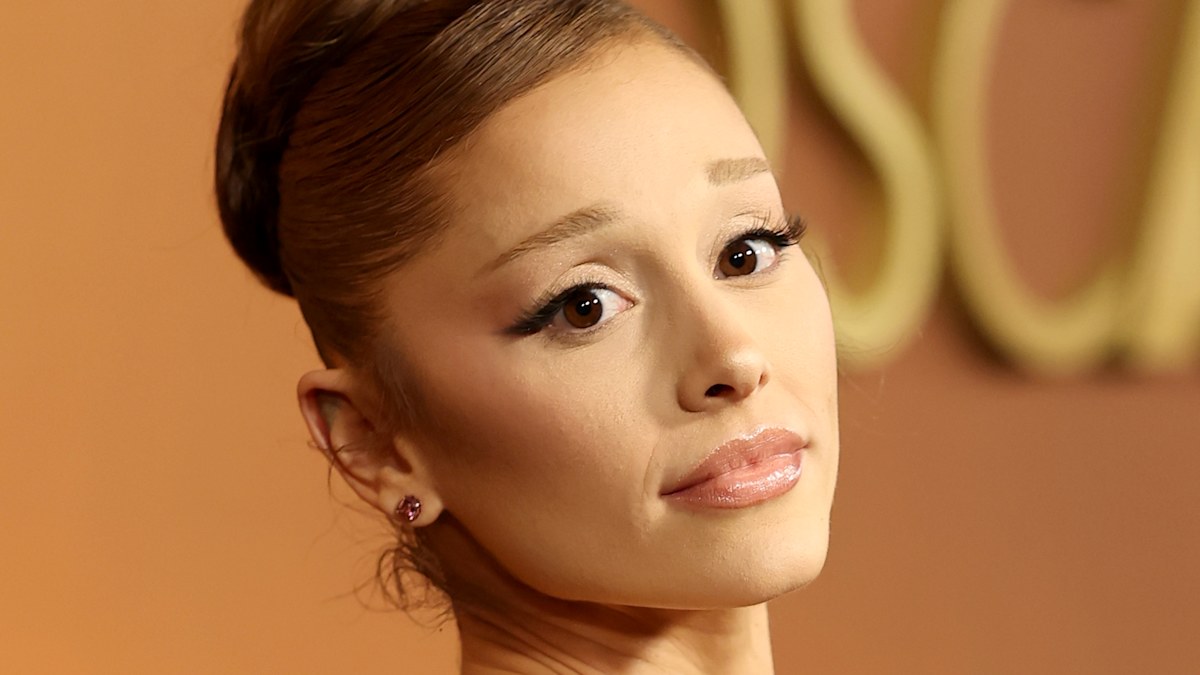 Ariana Grande reveals shock COVID-19 diagnosis amid scandal-plagued ...