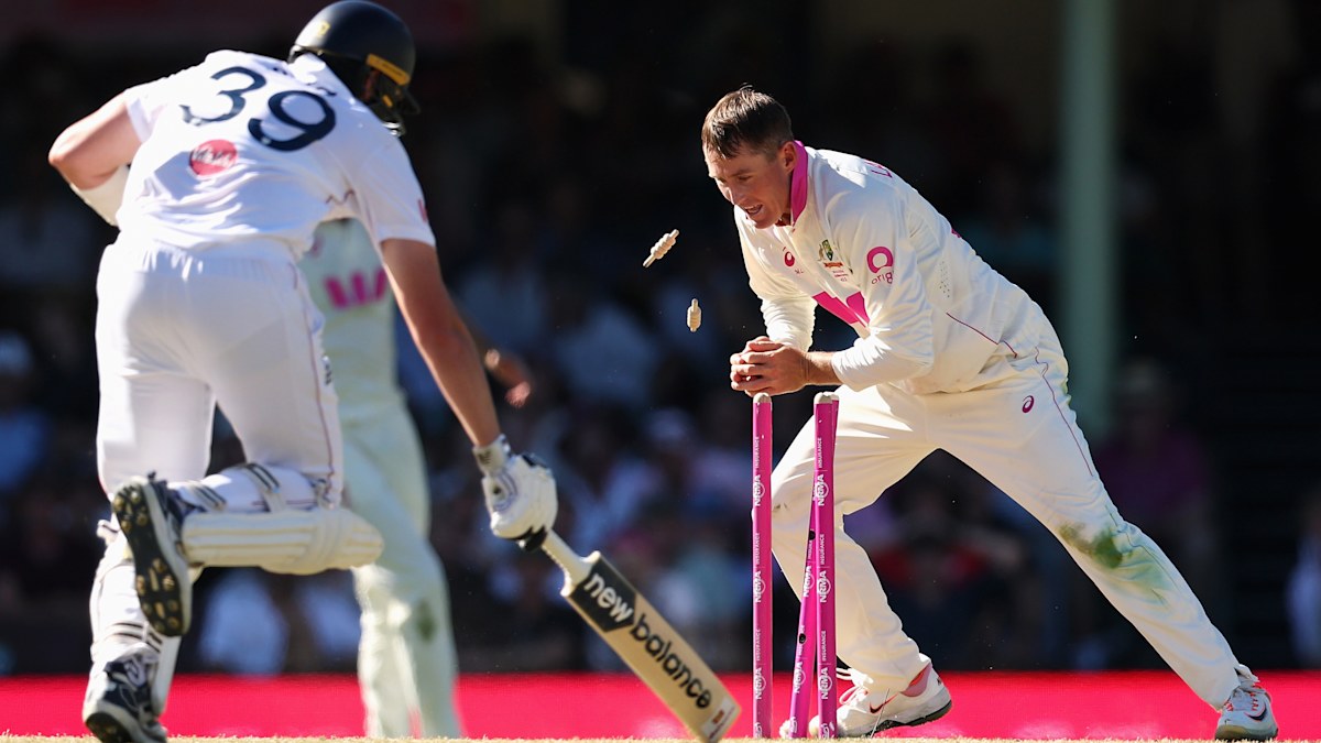 The Ashes fifth Test 2025 | Day four wrap; Jacob Bethell hundred, Will ...