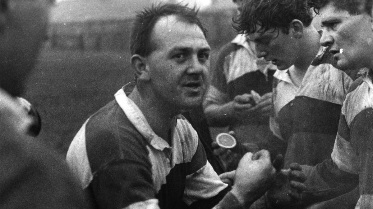 Rugby news 2023: Wales, Lions legend Clive Rowland dead aged 85, Bill ...