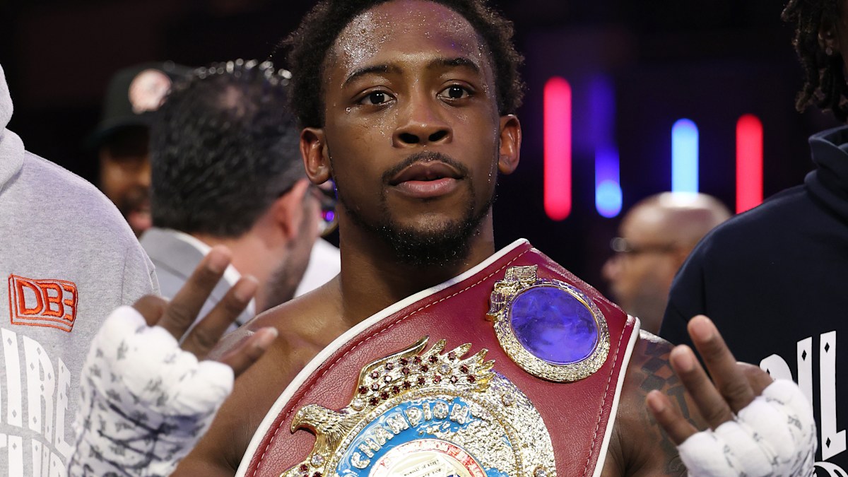 Boxing news 2025: Davis brothers accused of 'jumping' Nahir Albright in ...