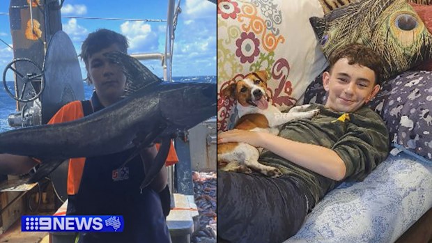 Orbost crash: Victorian community pays tribute to teens killed in ...