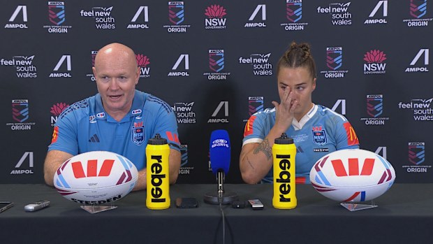 Women's State of Origin 2025: Isabelle Kelly fails to ground the ball ...