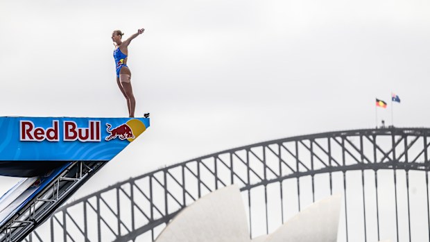 Cliff diving news 2026: Rhiannan Iffland shooting for record 10th title ...