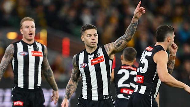 AFL news 2025: Collingwood Magpies, Jamie Elliott signs new two-year ...