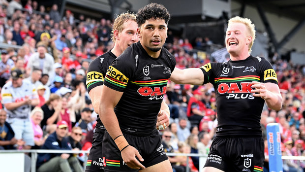 NRL news 2024: Izack Tago signs $3 million contract extension with ...