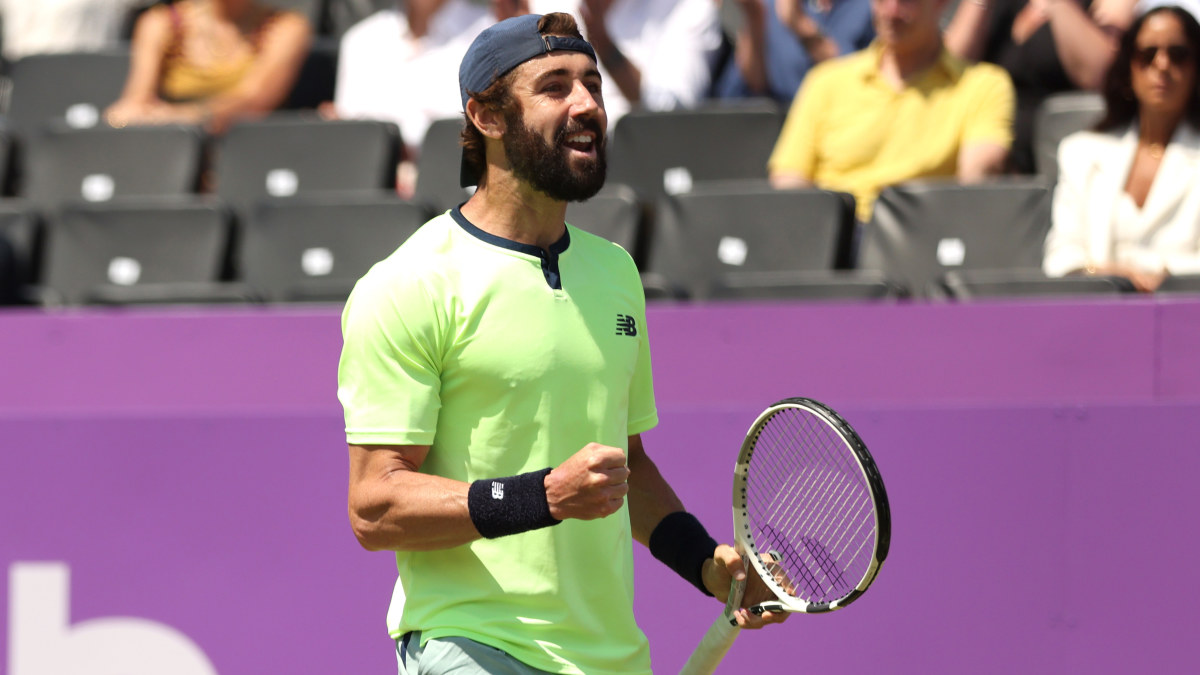 Tennis news 2024 Queens Club Championships results: Jordan Thompson ...