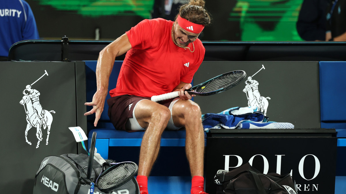 Australian Open 2025 Final LIVE results: Jannik Sinner vs Alexander Zverev scores; Alexander ...