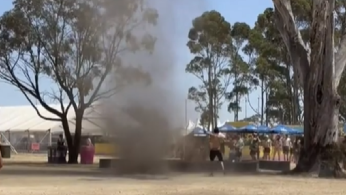Beyond the Valley weather: Aussie music festival hit with 'mini-tornado ...