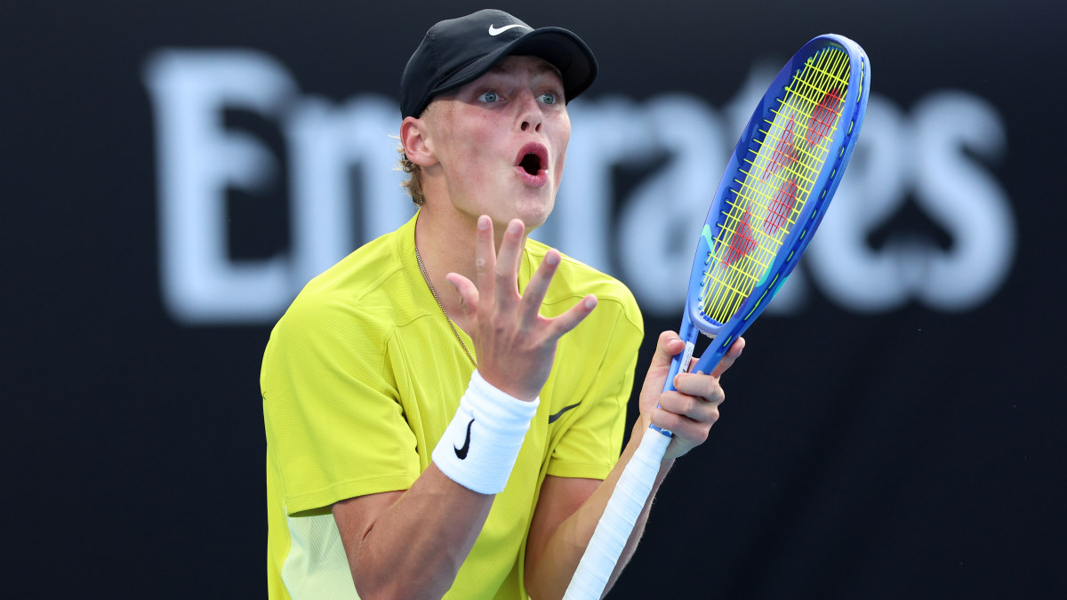 Australian Open 2025 | Cruz Hewitt vs Jan Kumstat, junior boys singles ...