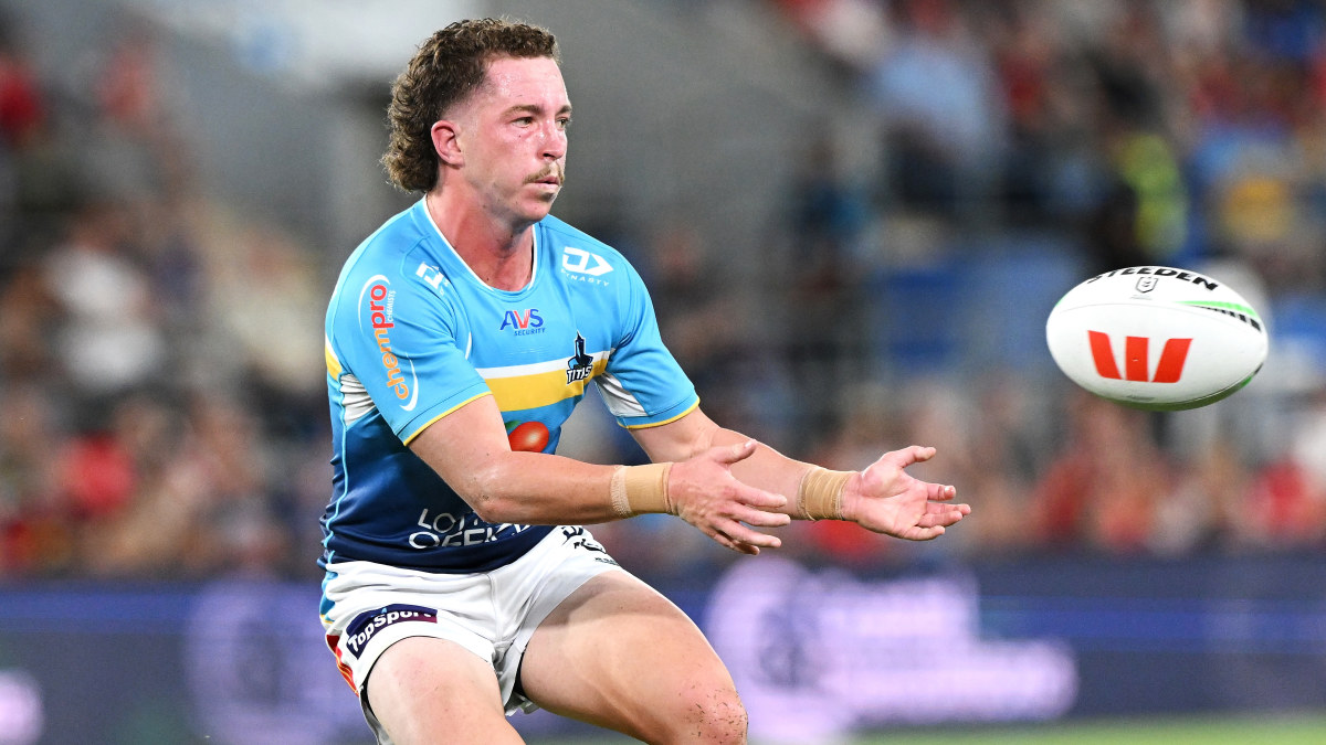 NRL news 2024: Tom Weaver future as Gold Coast Titans halfback; Des ...