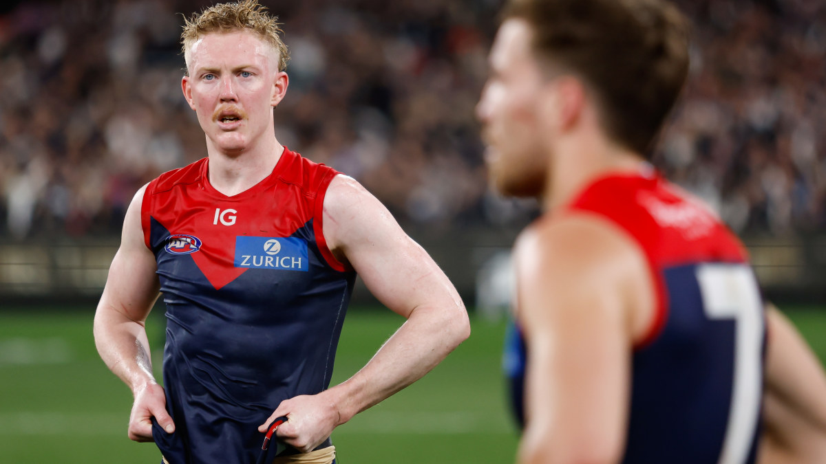 AFL news 2024, Kane Cornes grills Melbourne Demons over Clayton Oliver ...