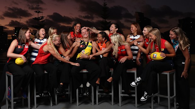 AFLW news 2025: Draft, Hawthorn Hawks pick Maya Dear, father-daughter ...