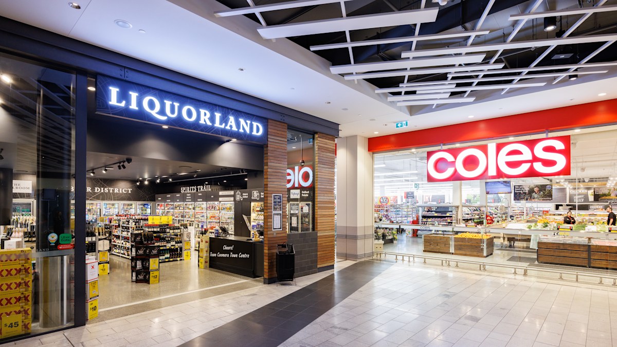 October long weekend 2025 trading hours: What's open and closed for the ...