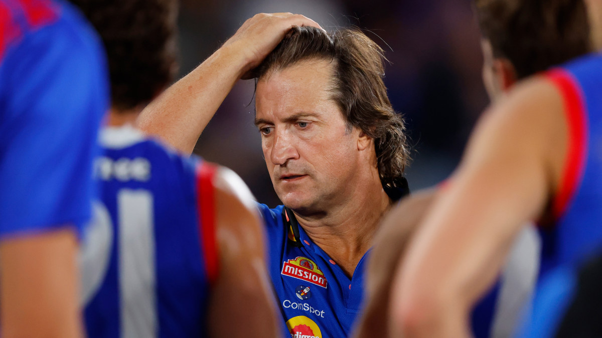 AFL news 2023 | Kane Cornes says Western Bulldogs coach Luke Beveridge ...