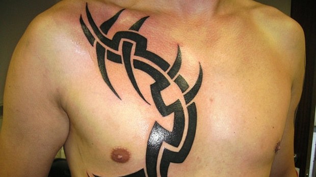 do tattoos cause heavy metal poisoning