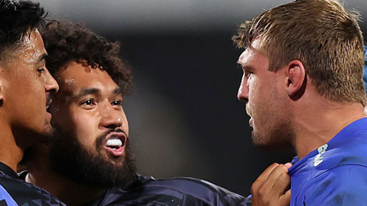 Rugby news 2025 | Nick Champion de Crespigny, Wallabies squad vs Fiji ...