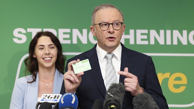 Federal election 2025 results: Tearful Anthony Albanese celebrates ...