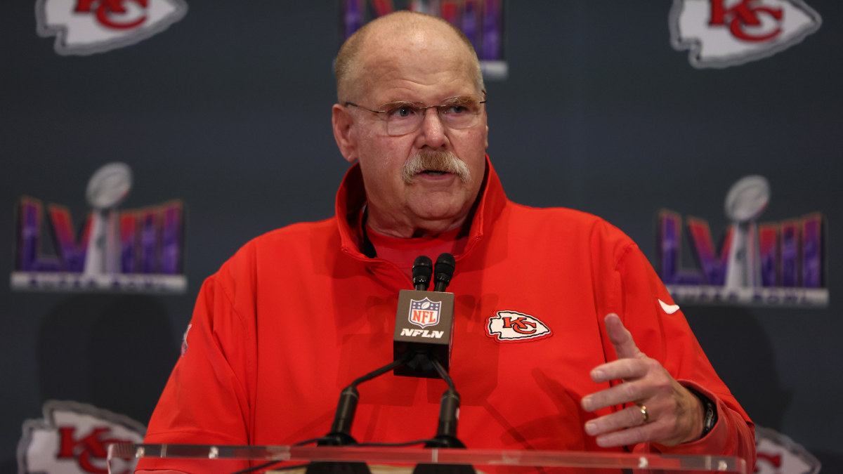Super Bowl 2024: Kansas City Chiefs guard Joe Thuney out due to injury ...