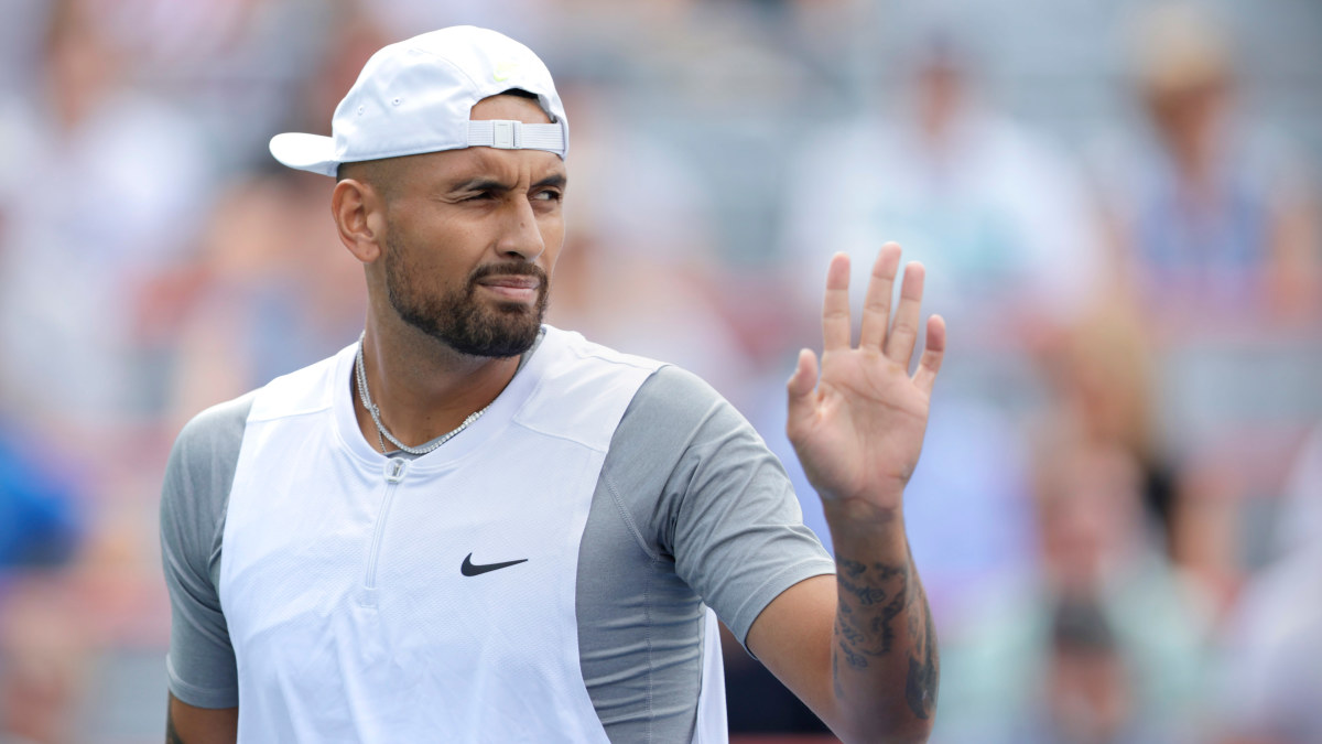 Tennis news Daniil Medvedev | Medvedev confronts fans over 'loser' chant