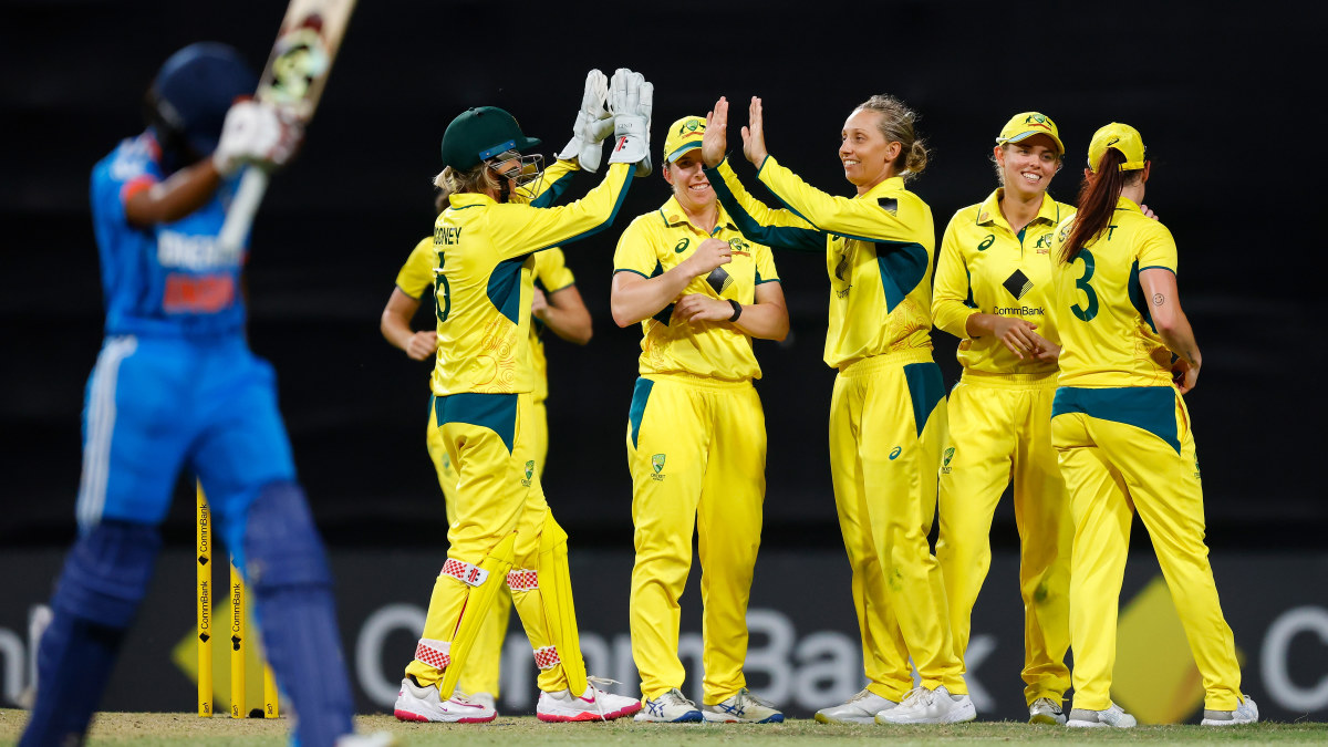 Cricket news 2024: Australia defeat India, third ODI, win series ...