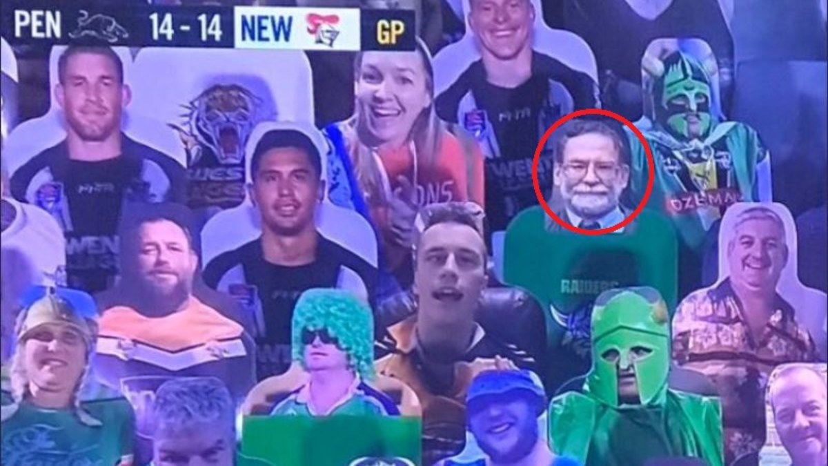 NRL news | Serial killer Dr Harold Shipman in cardboard cutouts at game