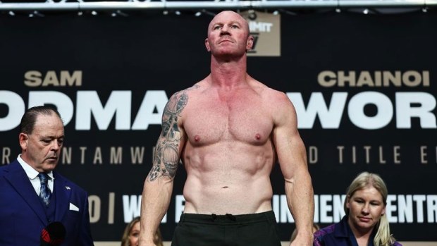 Boxing news 2024: Barry Hall weighs in 12kg heavier than Curtis Scott ...