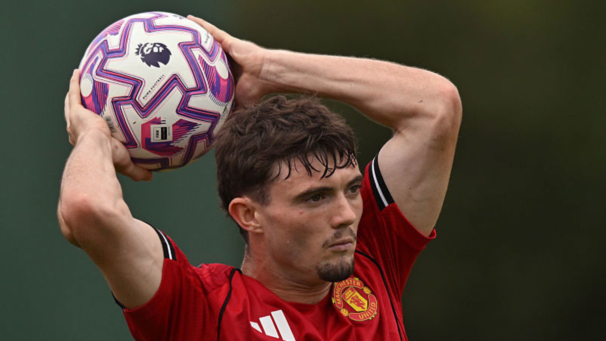 Premier League 2025: James Overy, Manchester United, Socceroos news ...