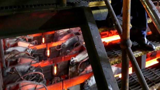 Moly-Cop dual track ramps up as non-execs tapped for IPO