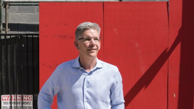 CSR boss Rob Sindel to step down in 2019