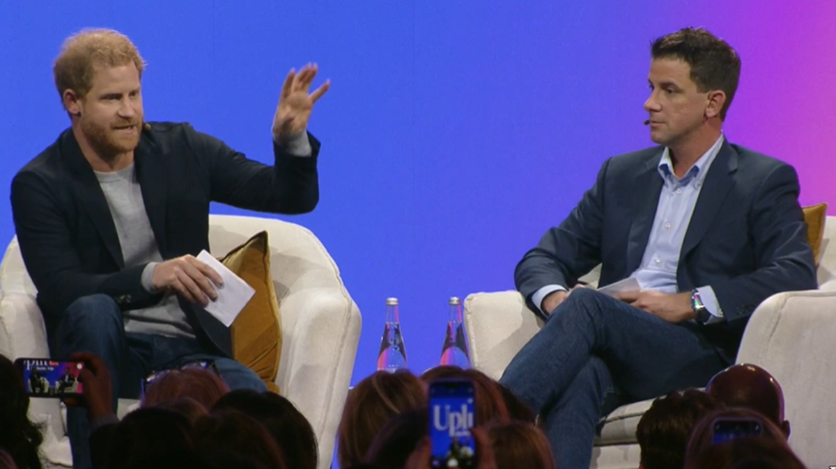 Prince Harry appears on stage in San Francisco for BetterUp hours after ...