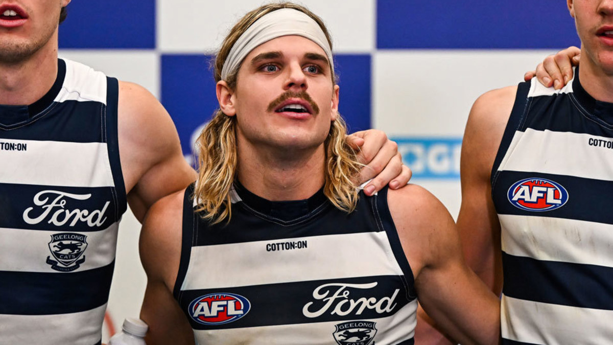 AFL news 2025: Geelong Cats star Bailey Smith, Matthew Lloyd comments ...