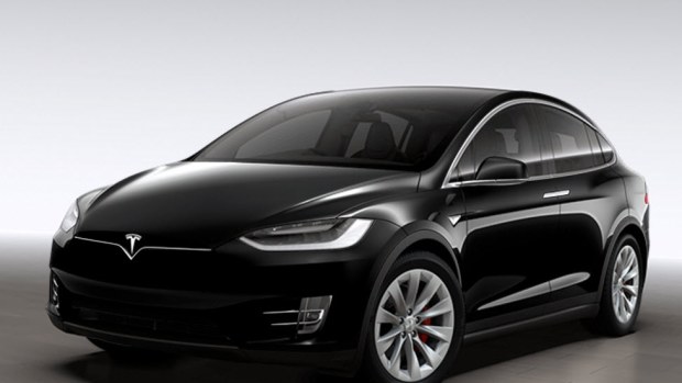 Tesla Model X P100D review: the safest, fastest, most sophisticated SUV ...